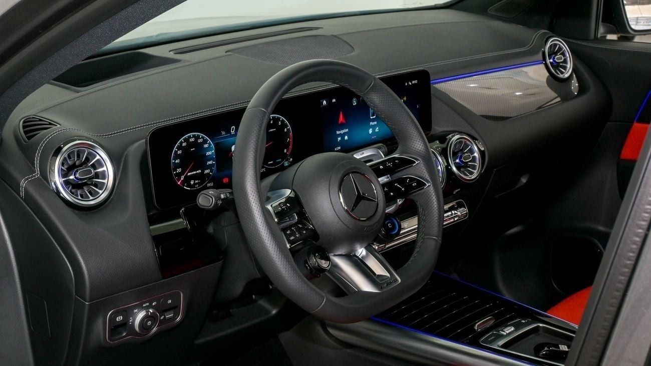 Used Mercedes-Benz GLA 35 AMG Turbo 4M 2024 for sale in Dubai - 833436