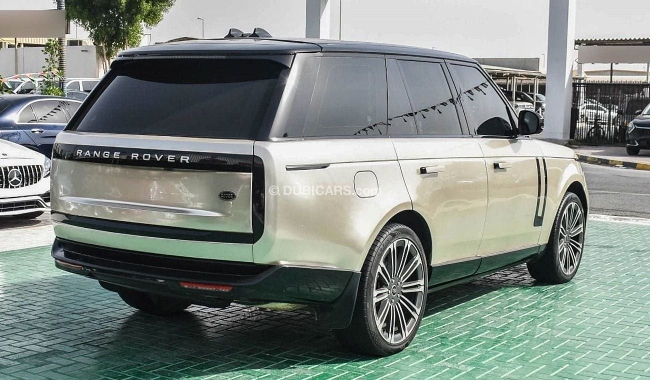 Used Land Rover Range Rover Vouge 2014 for sale in Ajman - 808193