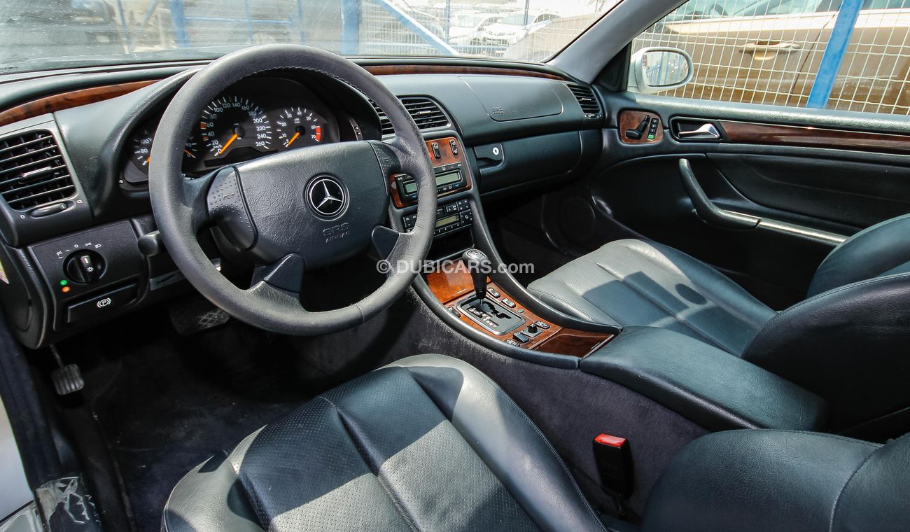 Used Mercedes-Benz CLK 320 1997 for sale in Dubai - 99708