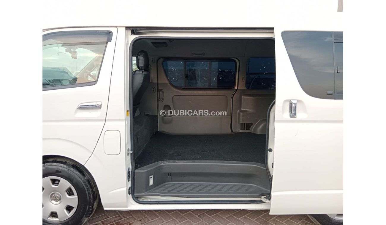 Used TOYOTA HIACE VAN RIGHT HAND DRIVE (PM1589) 2008 for sale in Dubai ...