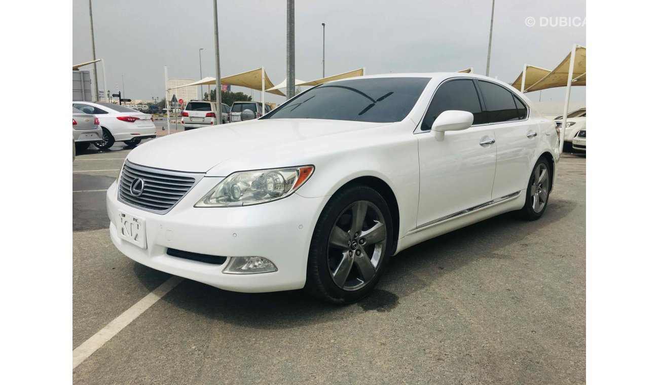 Used Lexus LS460 2008 for sale in Sharjah - 218371
