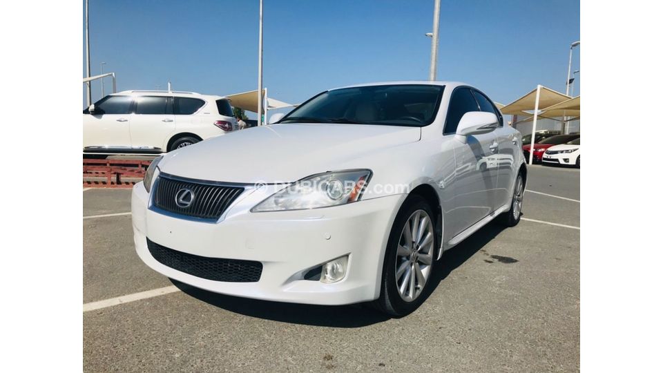 Used Lexus IS300 2009 for sale in Sharjah - 302046
