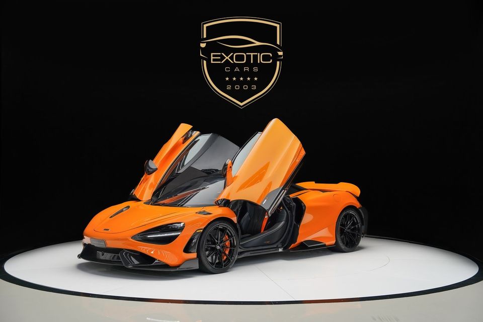Used McLaren 765LT 2021 for sale in Dubai - 836114