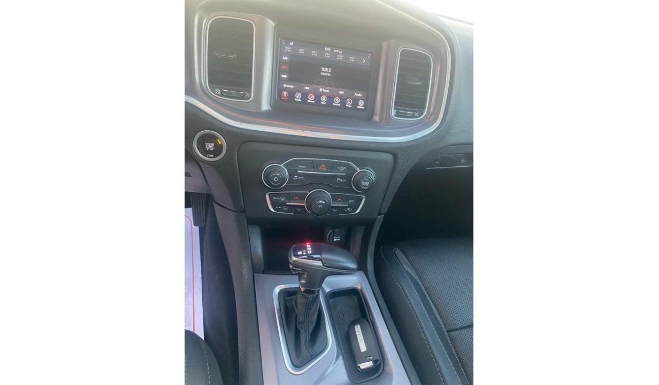 Used Dodge Charger SXT 2021 for sale in Dubai - 690817