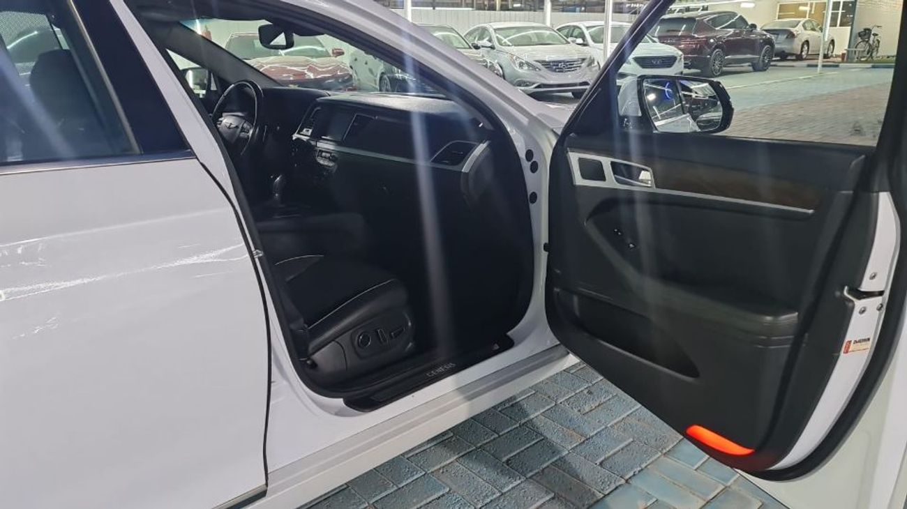 Used Genesis G330 car in perfect condition 2015 3.8l full configuration ...