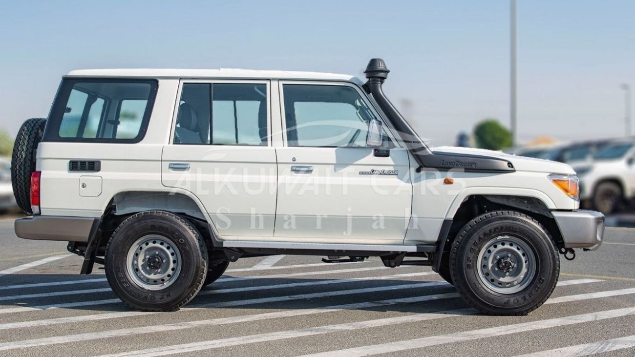New Toyota Land Cruiser 70 Land Cruiser Hard Top LC76 4.5D MT MY2024 2024 for sale in Dubai - 715466