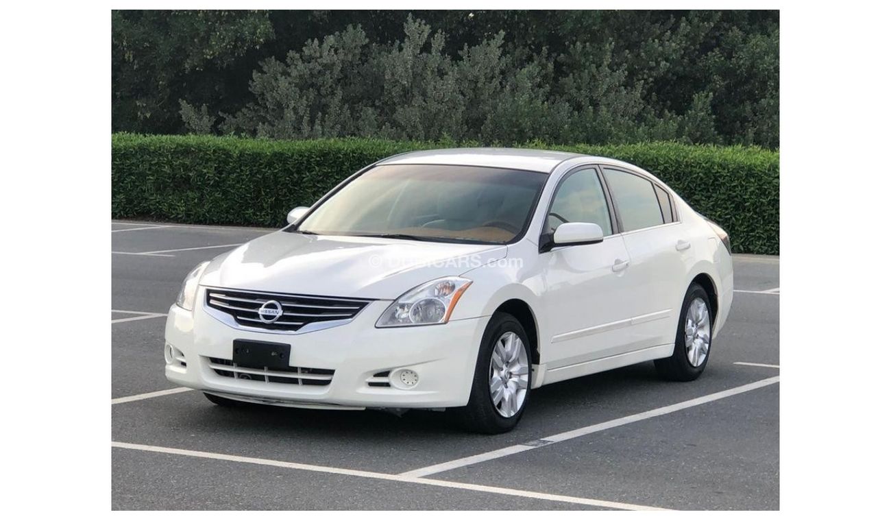 Used Nissan Altima S 2012 for sale in Dubai - 585449