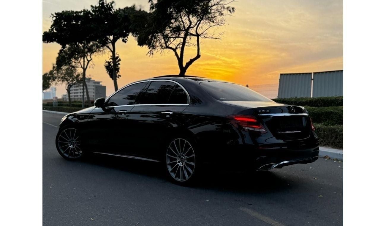 Used Mercedes Benz E300 2019 for sale in Dubai - 824428