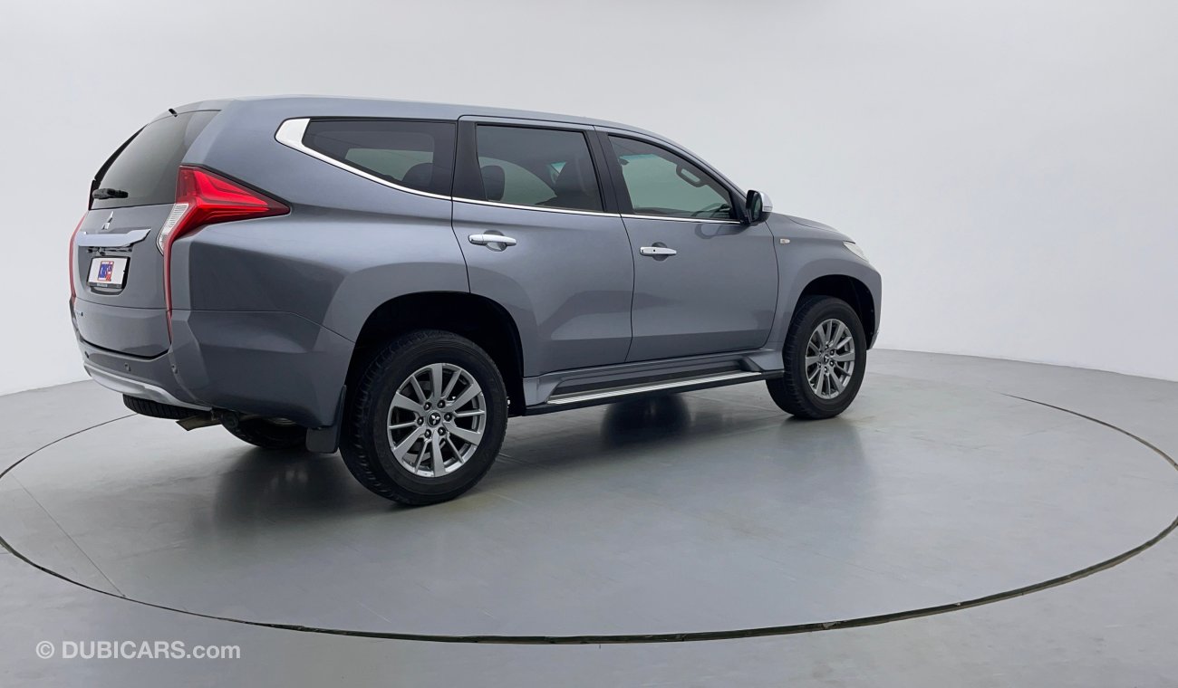 Used Mitsubishi Montero Sport GLS 3000 2016 for sale in Dubai - 489483