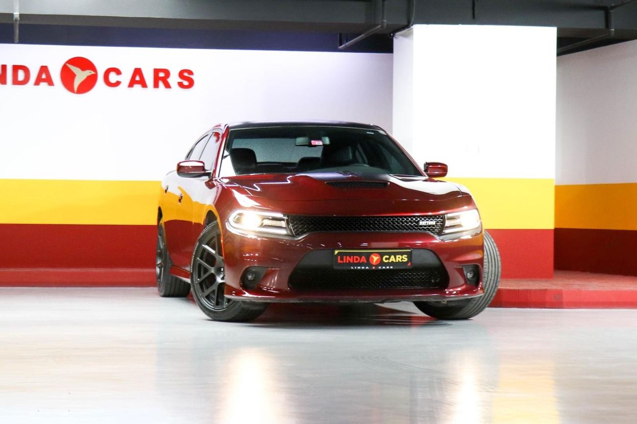 Used Dodge Charger LA 2018 for sale in Dubai - 569242