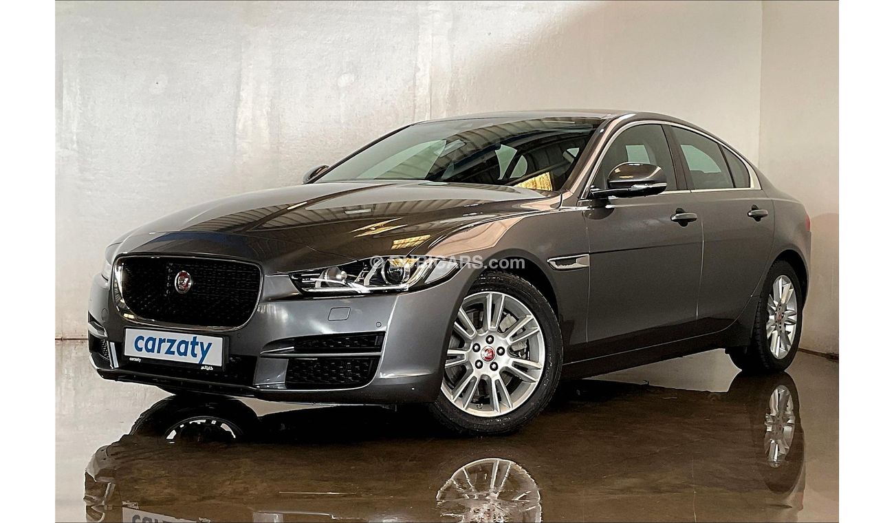 Used Jaguar XE Prestige 2018 for sale in Dubai - 537470