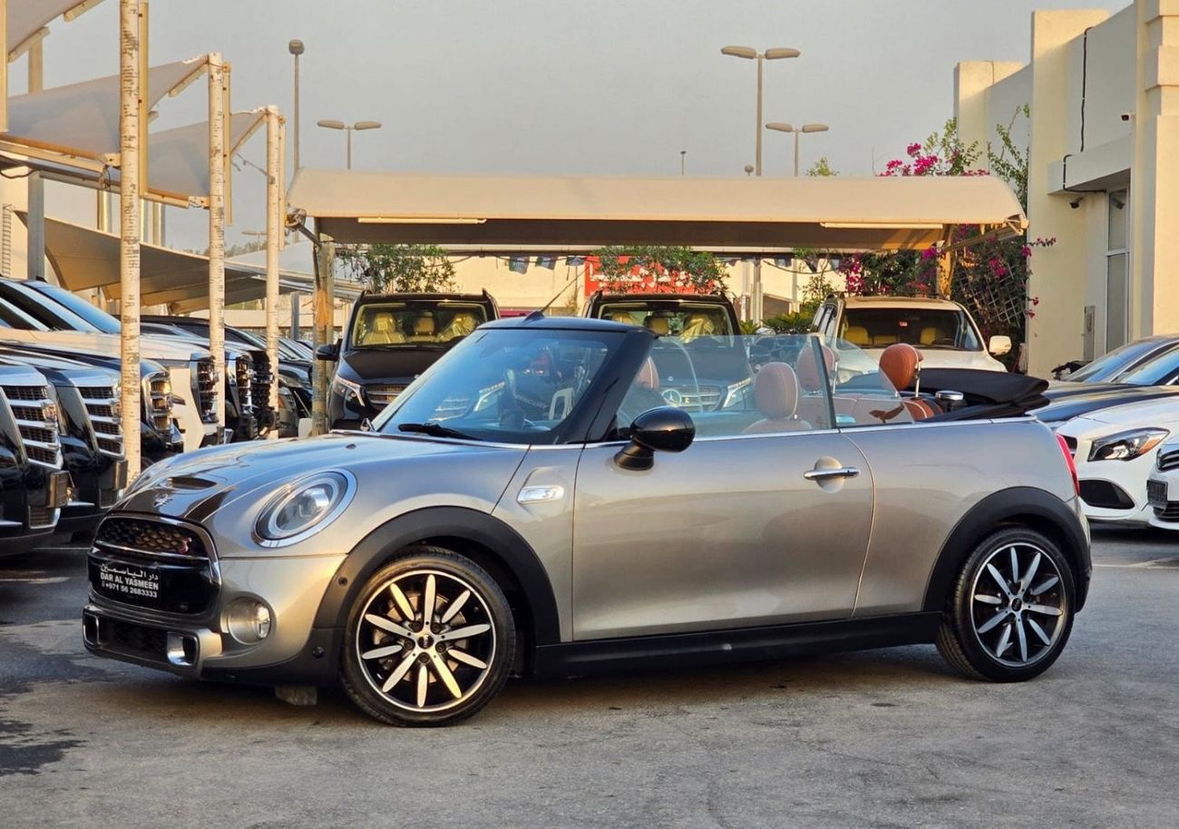 Used Mini Cooper S 2019 for sale in Dubai - 749905