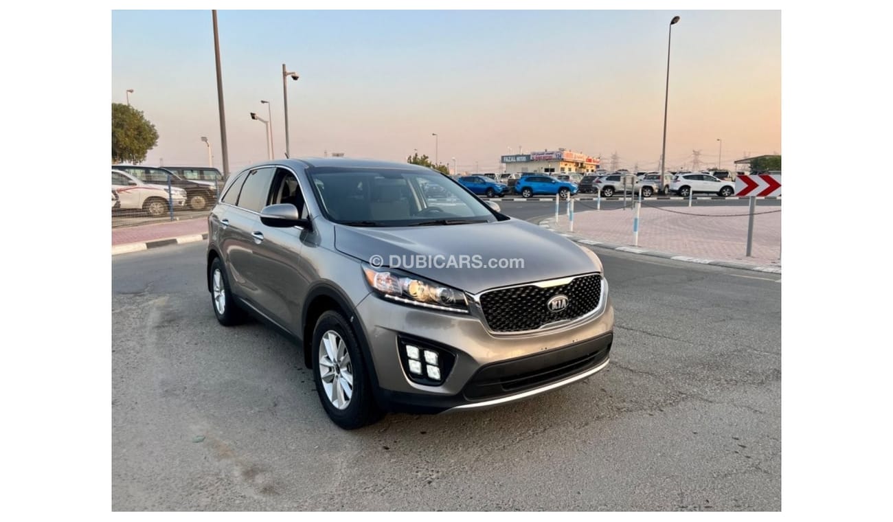 Used Kia Sorento LX 2019 4x4 - 7 Seater RUN & DRIVE USA IMPORTED 2019 for sale in Dubai - 562658