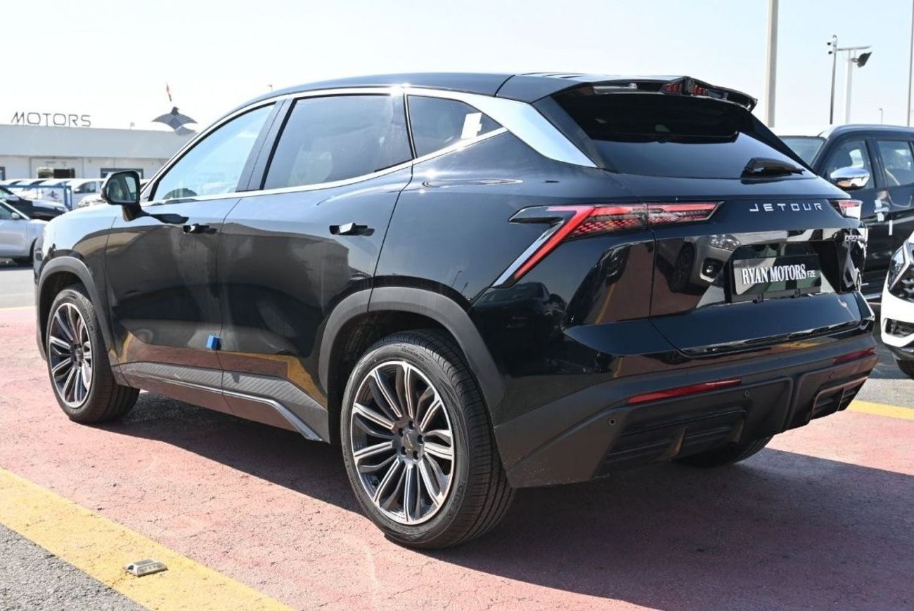 New Jetour Dashing 1.6L Turbo, FWD, Panaromic Roof, HUD, Color Black ...
