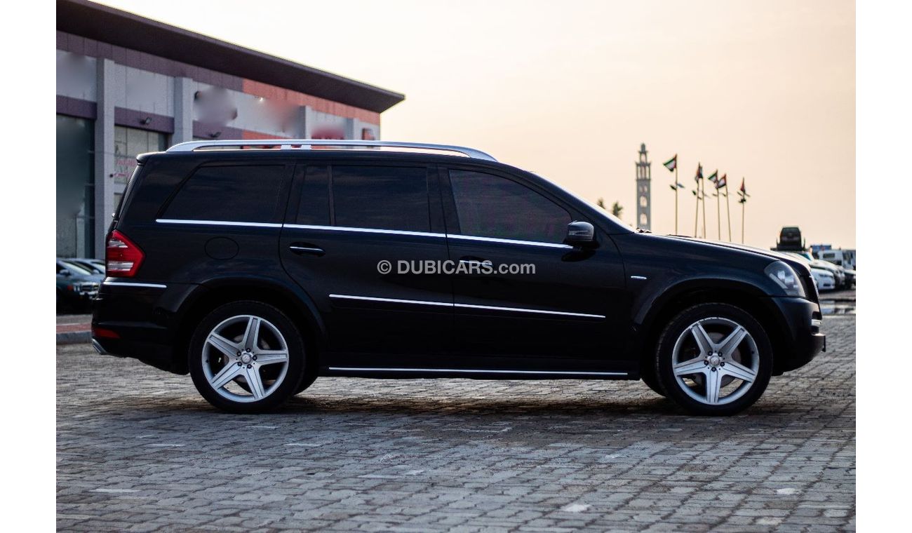 Used Mercedes-Benz GL 500 2012 for sale in Dubai - 572219