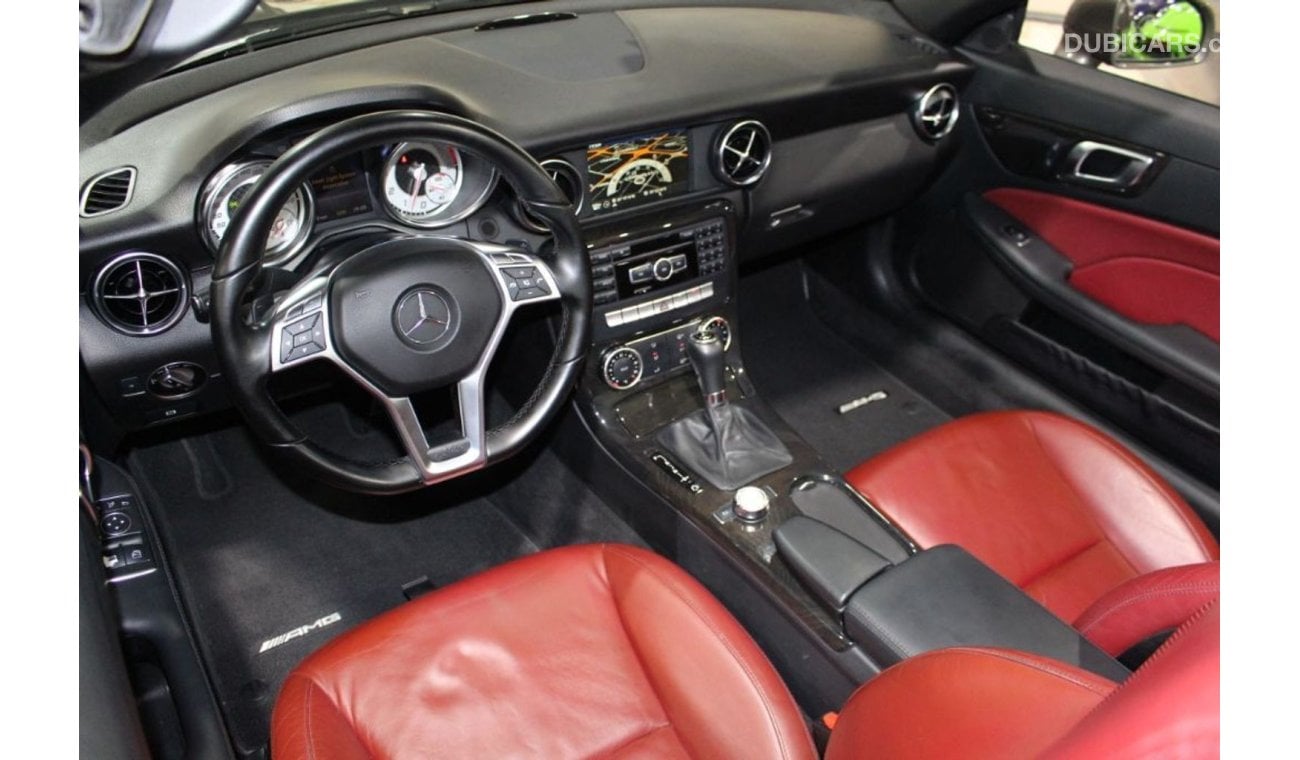 Used Mercedes-Benz SLK 200 2014 for sale in Dubai - 332421