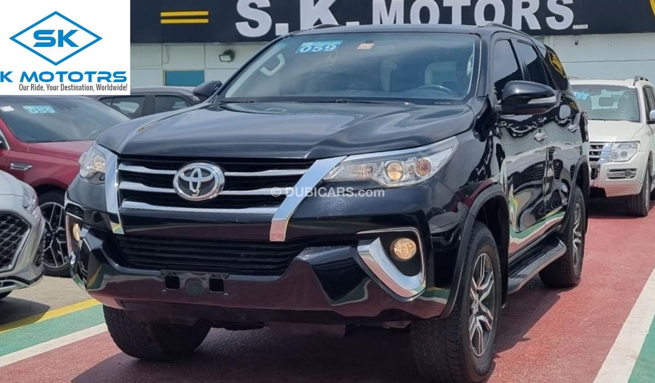 Used Toyota Fortuner V6 4.0, Push Start, Alloy Rims, Rear Parking ...