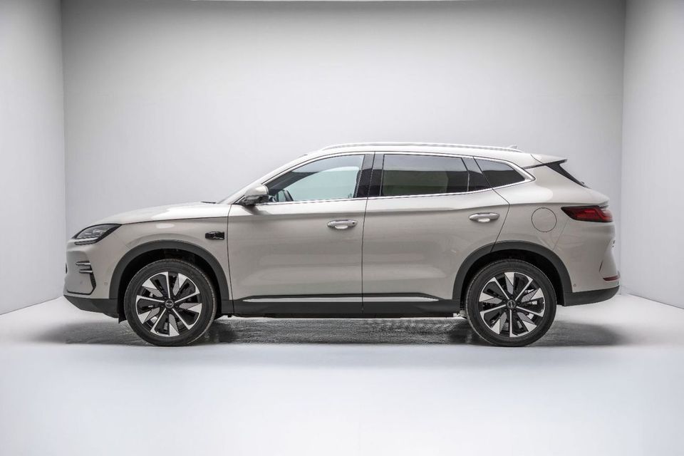 New BYD Song Plus ID Flagship - Smoke Grey Inside Beige & Grey | Export ...