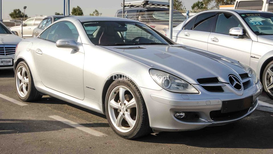 Used Mercedes-Benz SLK 200 2007 for sale in Dubai - 142470