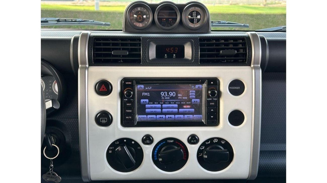 Used Toyota FJ Cruiser GXR FJ Cruiser GX.R 2017 GCC Perfect condition ...