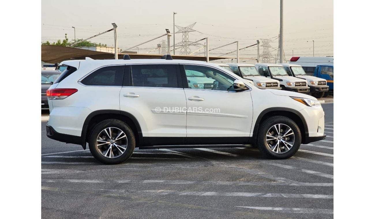 Used *Offer*2019 Toyota Highlander LE + 4x4 3.5L V6 / Export Only 2019 ...