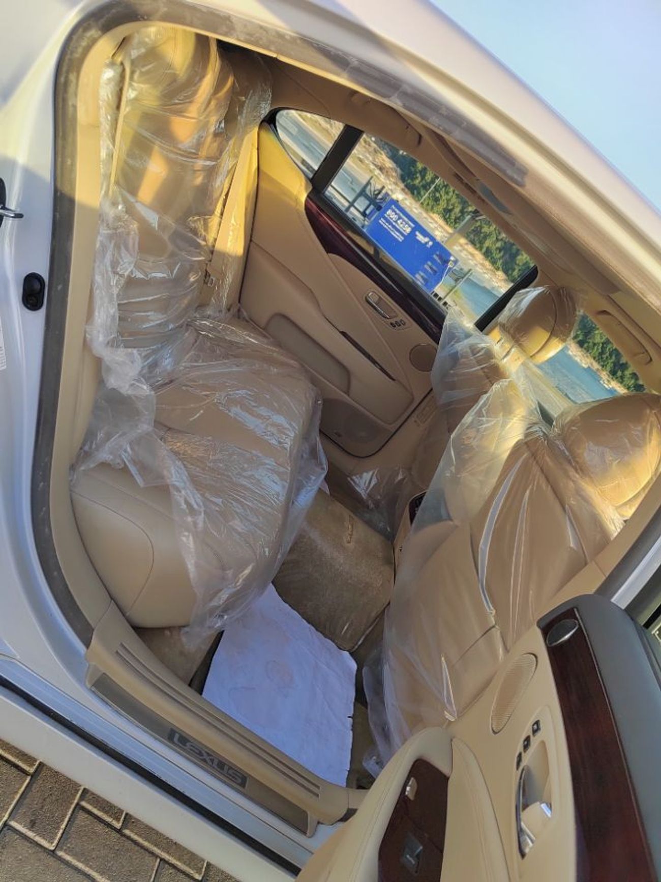 Used Lexus LS460 2009 2009 for sale in Sharjah - 705839