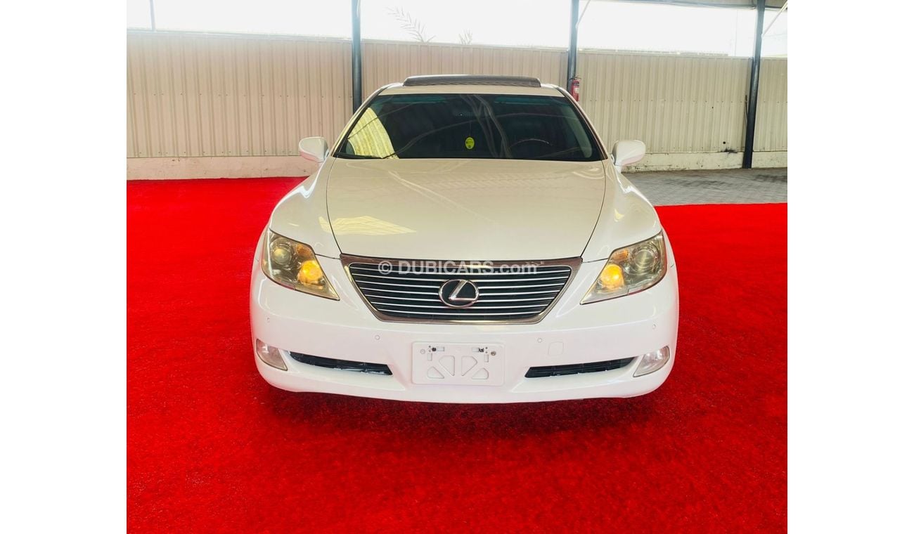 Used Lexus LS460 2009 for sale in Dubai - 597515