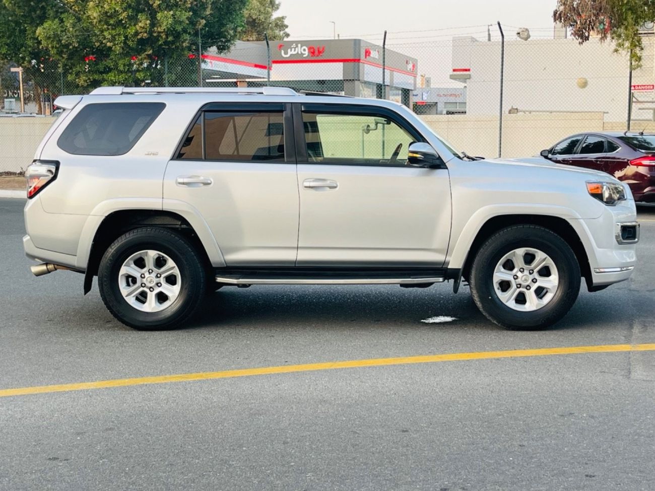 Used Toyota 4Runner 2018 4runner 7 seats sunroof 2018 for sale in Dubai ...