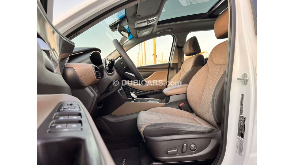 Used Hyundai Santa Fe GLS 2020 for sale in Sharjah - 613300