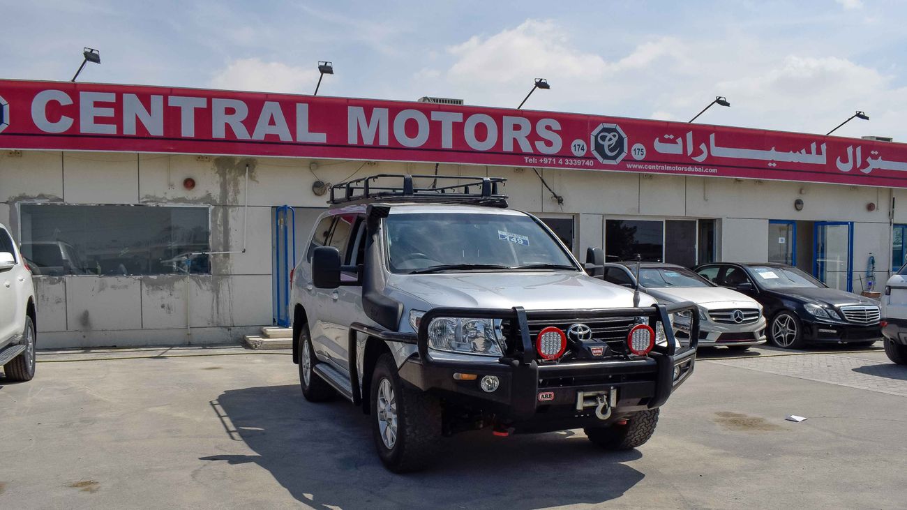Used Toyota Land Cruiser GXL V8 2015 for sale in Dubai - 217108