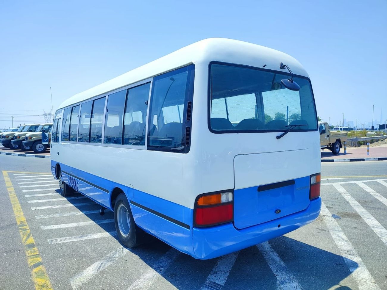 New JTB43PB51W6000527 || TOYOTA COASTER (BUS) || 2009 WHITE/BLUE MANUAL ...