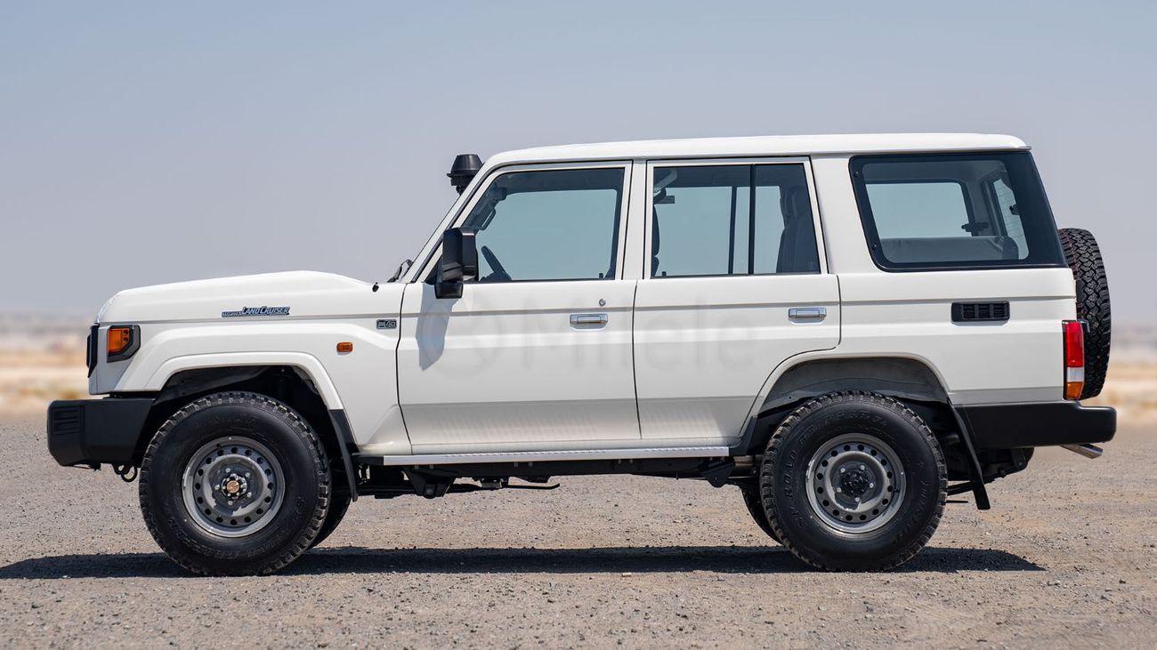 New Toyota Land Cruiser 70 LC76 2.8L DIESEL | 9-SEATER, DIFF LOCK, SNORKEL, STEEL WHEELS, 4X4 ...