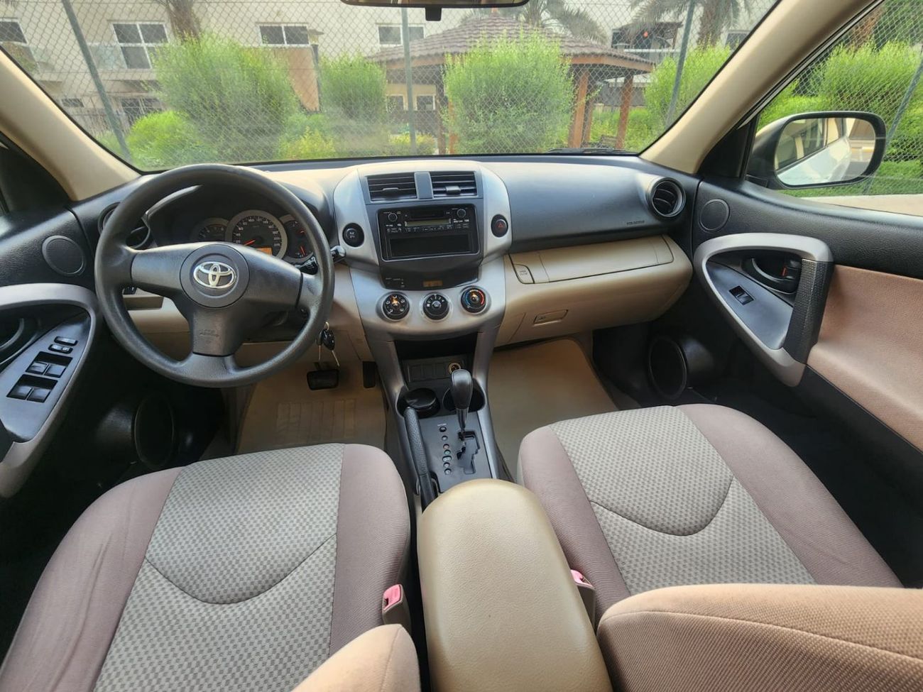 Used Toyota RAV4 4X4 TOYOTA RAV 4 2.4L || GCC SPECS || Excellent ...