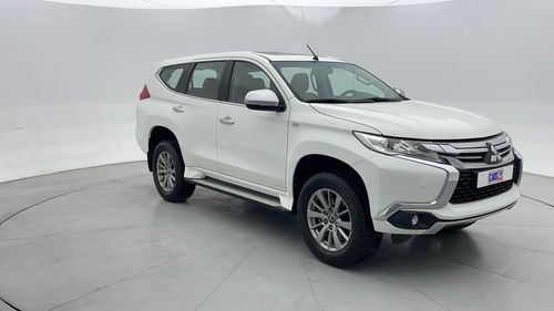 Mitsubishi Montero Price in UAE, Images, Specs & Features