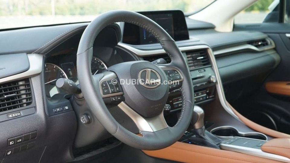 Used Lexus RX350 2022 for sale in Dubai - 591287