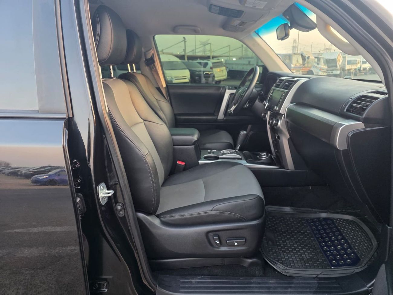 Used Toyota 4Runner 2020 Model 4x4 , Push button and original leather ...