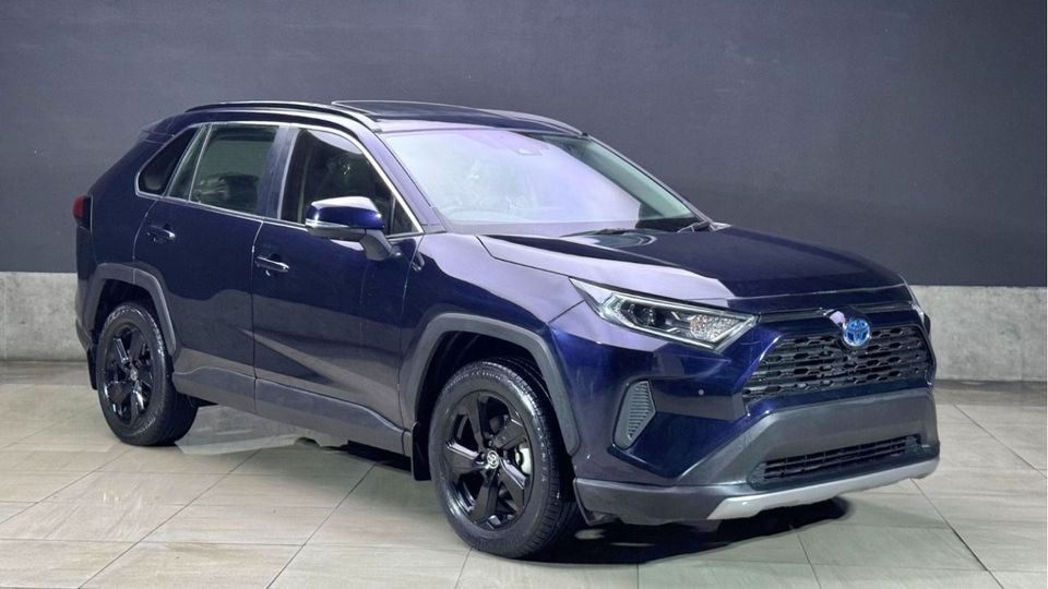 Used Toyota RAV4 E-Four full option 2022 for sale in Dubai - 782330