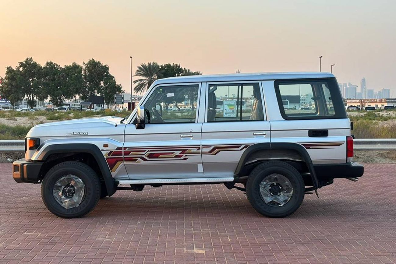 New Toyota Land Cruiser 70 VDJ76 Hard Top 4.5L Dsl M/T - 24YM - FULL ...