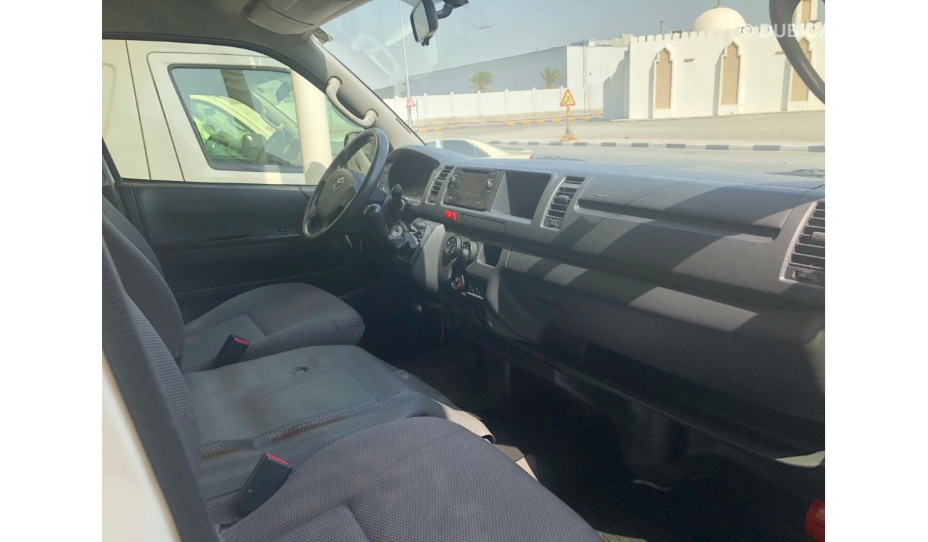 Used Toyota Hiace Highroof Bus 15 seater, model:2017. Excellent ...
