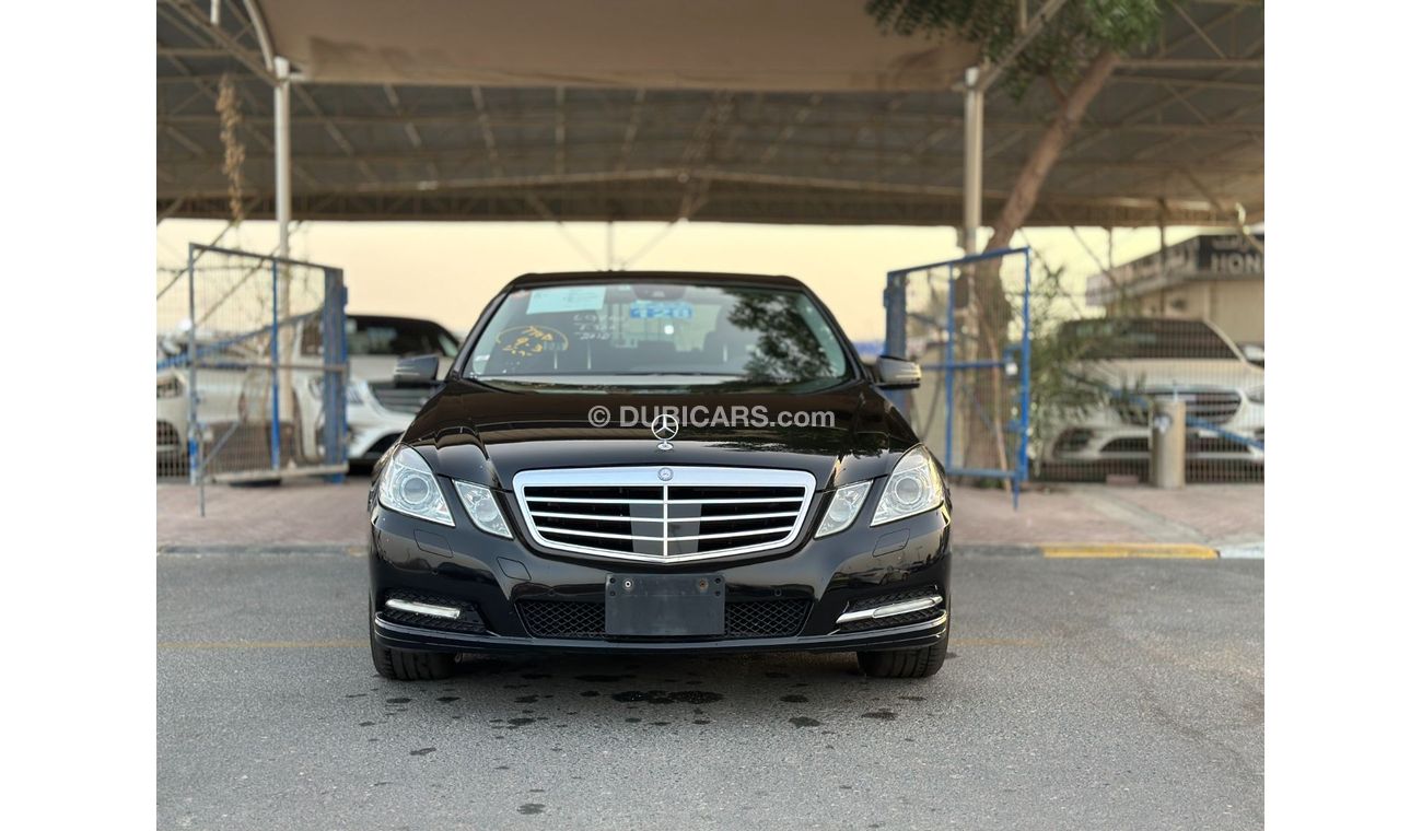 Used Mercedes-Benz E300 2012 for sale in Dubai - 652814