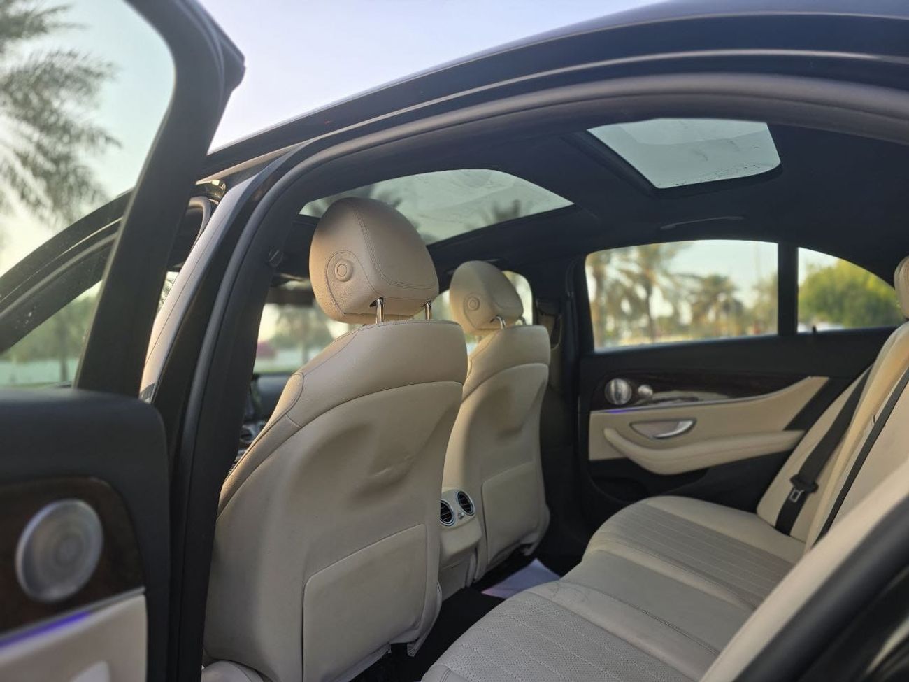 مستعملة مرسيدس بنز E300 2017 للبيع في دبي - 848117