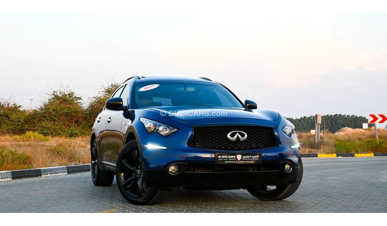 Used Excellence Infiniti QX70 S 2017 GCC in excellent condition, inside ...