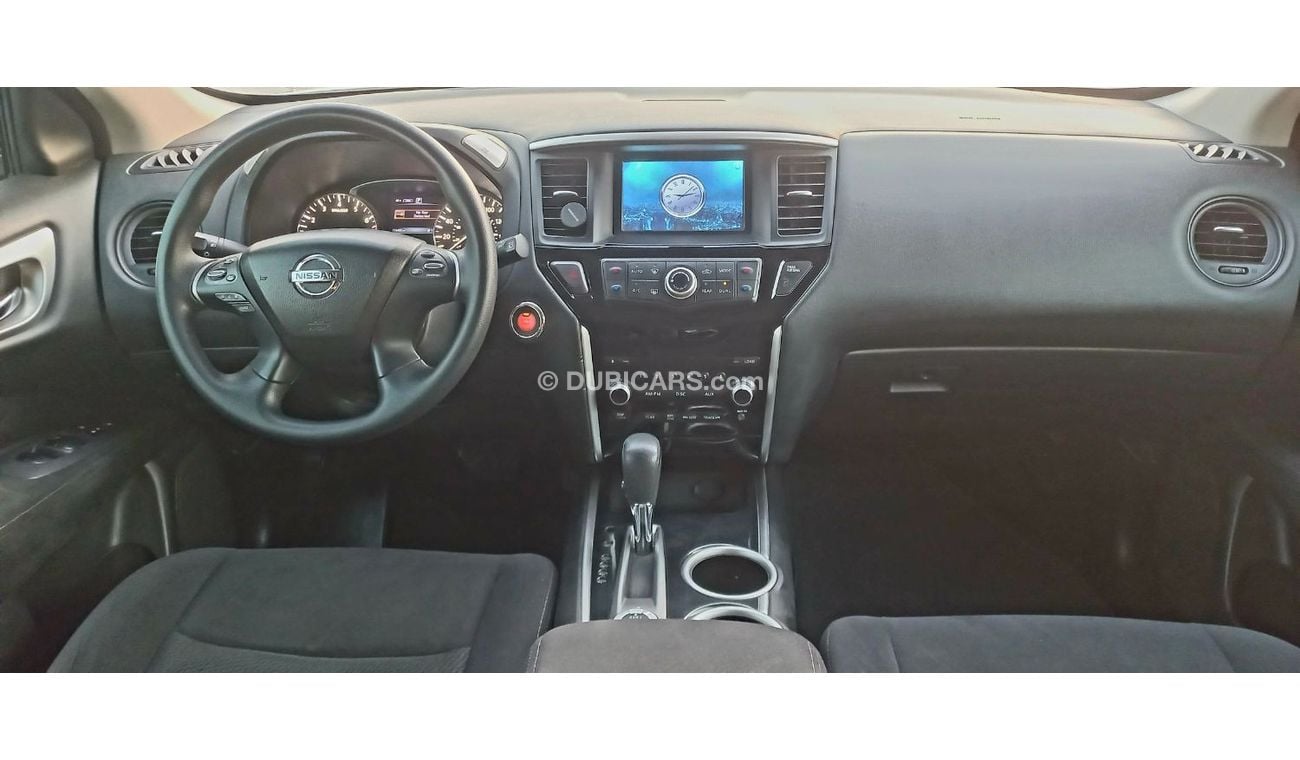 Used SV Nissan pathfinder 2016 2016 for sale in Dubai - 570632