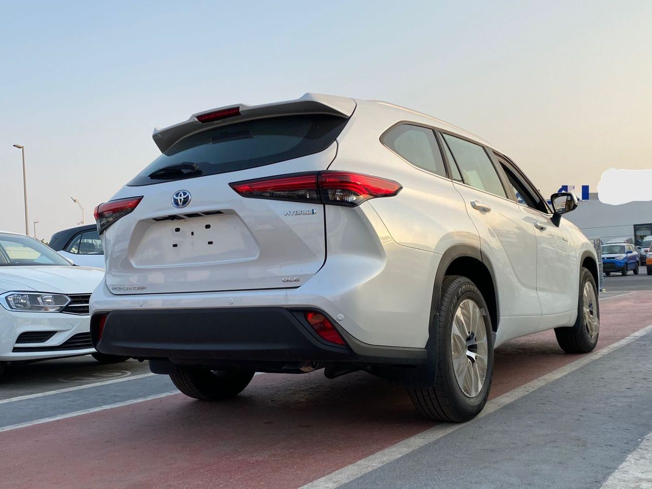 New TOYOTA HIGHLANDER 2.5L HYBRID 2023 for sale in Dubai - 687487