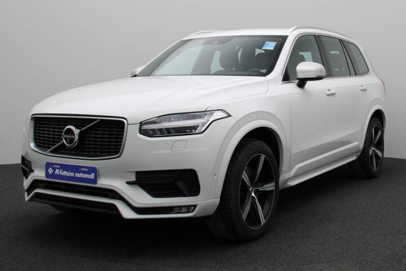 Used Volvo XC90 R DESIGN 2.0 2018 for sale in Dubai - 604310