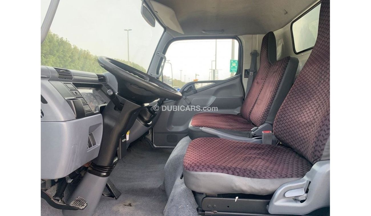 Used Mitsubishi Fuso Canter Mitsubishi Canter 2016 Ref# 305 2016 for sale in Sharjah - 517370