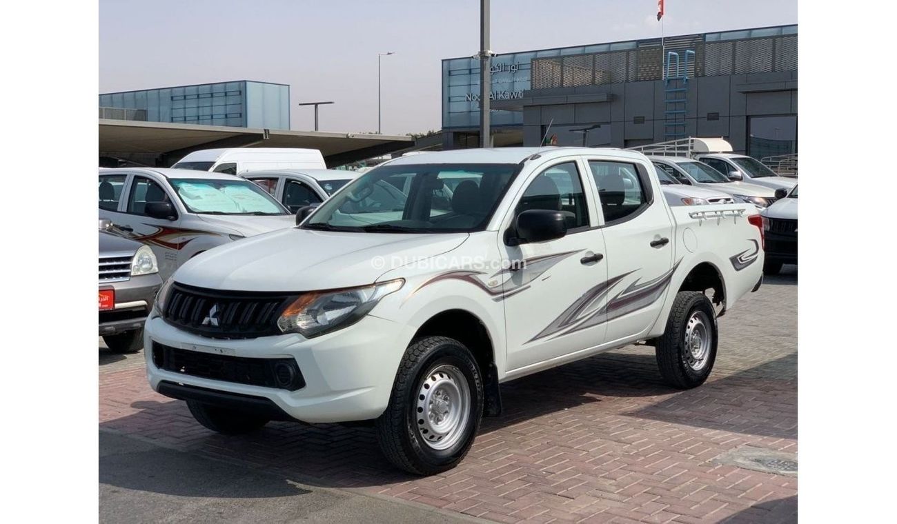 Used Mitsubishi L200 2016 4x4 Ref#612 2016 for sale in Sharjah - 558790