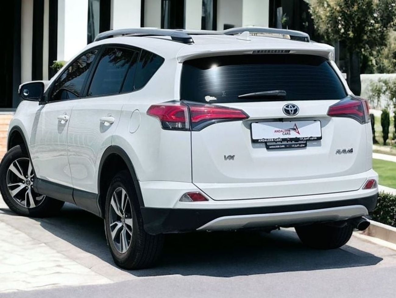 Used Toyota RAV4 AED 1,120 PM | TOYOTA RAV-4 | 2.5L | VX | 2017 | GCC | 0% DP | 2017 for sale in ...