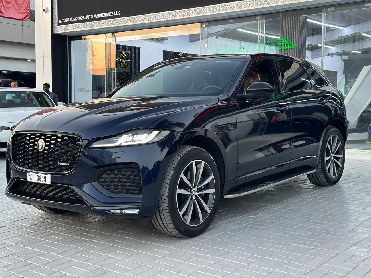 Jaguar F Pace Mae
