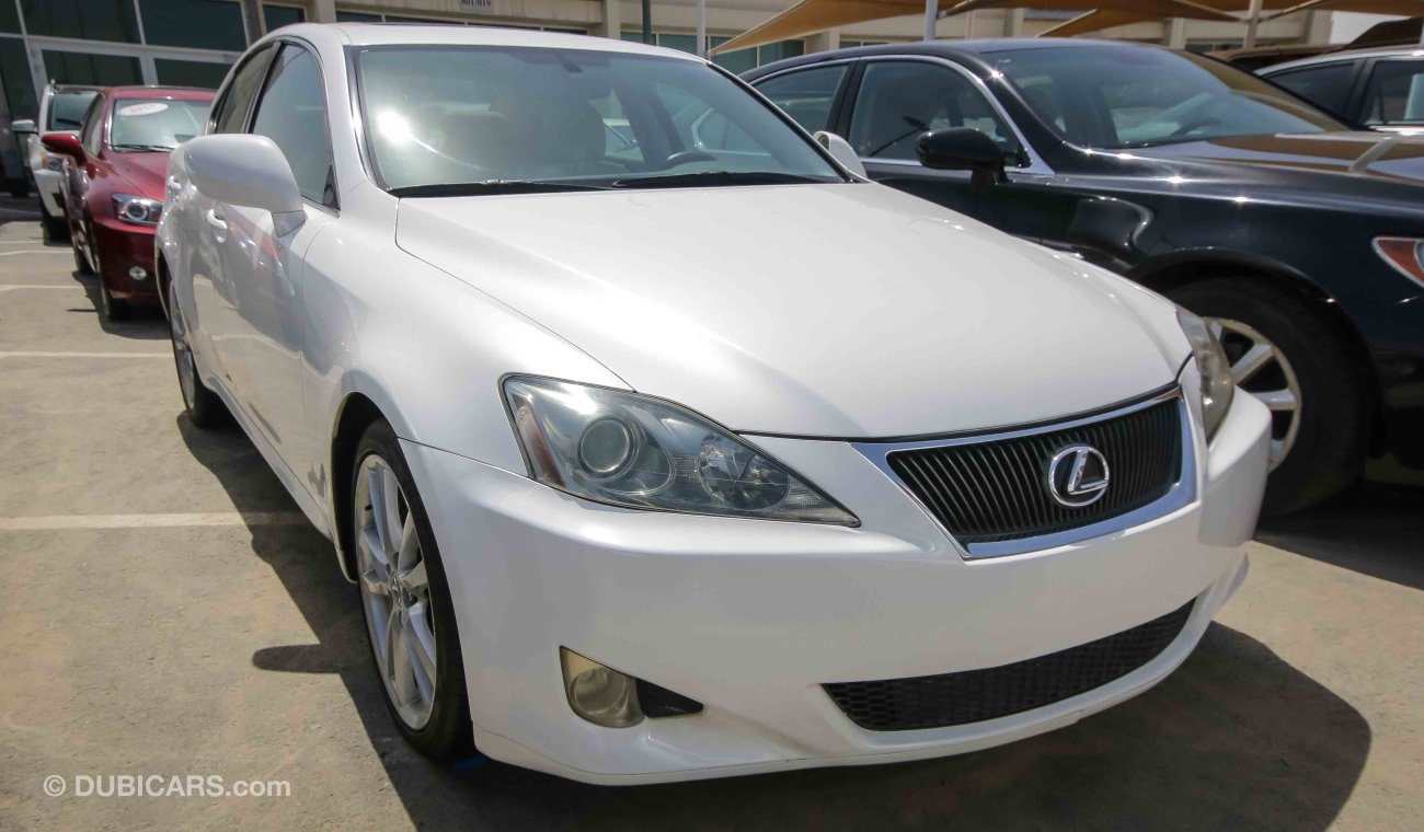 Used Lexus IS250 2006 for sale in Dubai - 120337